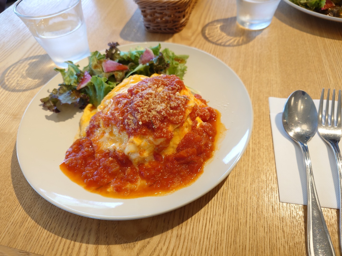 ふとん工房かわむら／WHITE DRAGON CAFE／シャインマスカット: 花のある暮らし